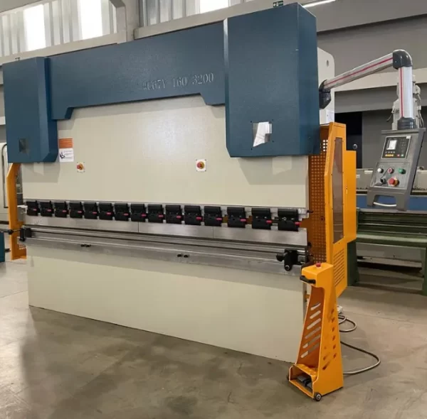 Dobradeira Hidráulica WC160/3200 Nova 3.200mm x 160 Tons